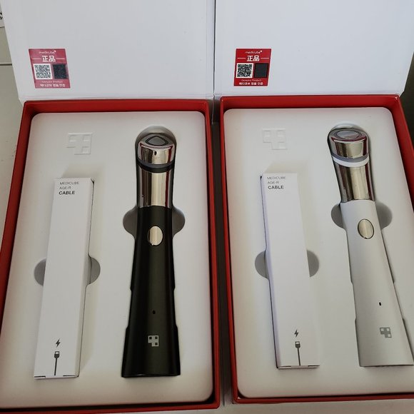 Medicube | Skincare | Medicube Ager Boosterh Facial Device And Medicube ...